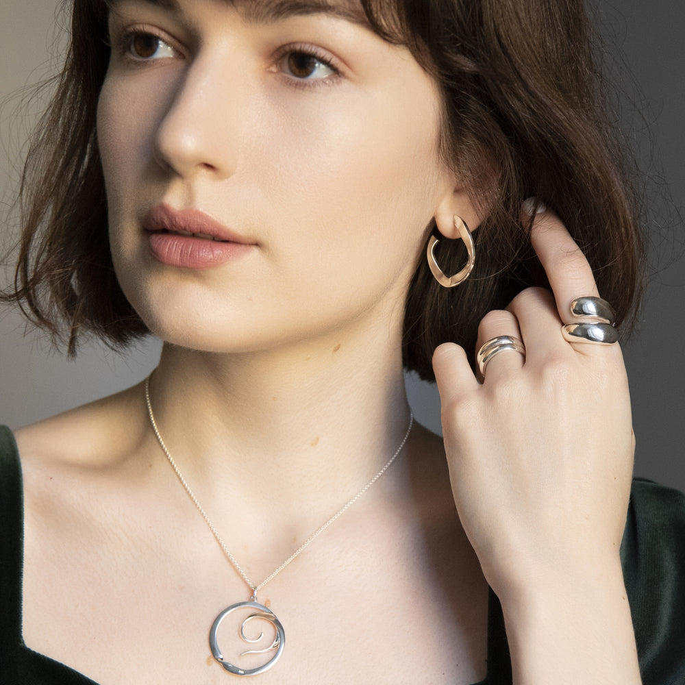 round circle necklace